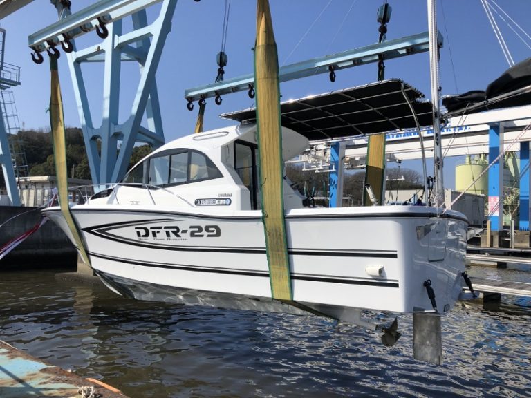 YAMAHA DFR-29進水 | 岡山マリンボートセンター